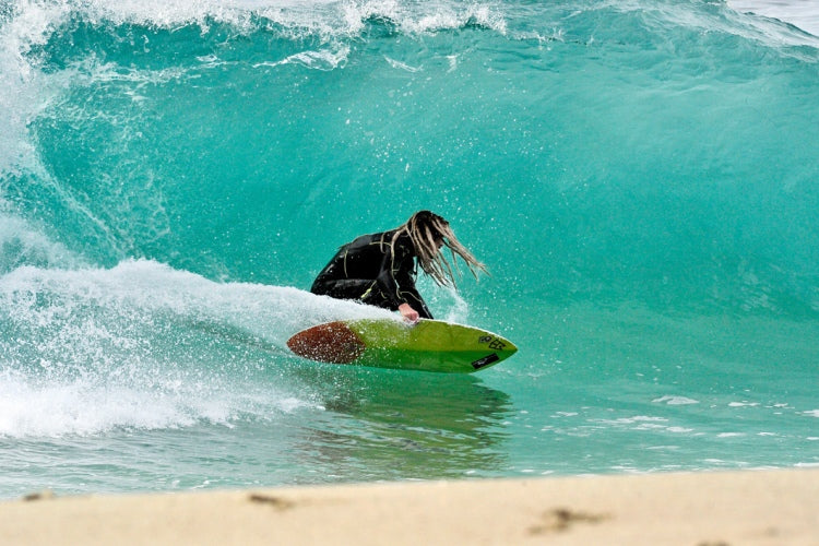 A Beginner’s Guide to Skimboarding – Panama Jack®